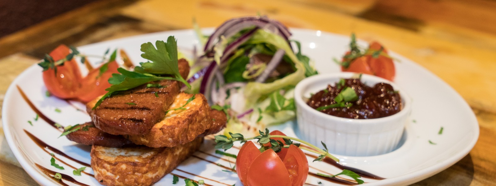 Meze Restaurant - Meze Restaurant